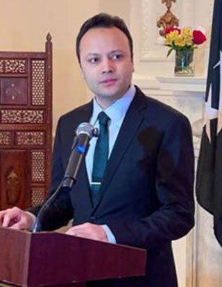 The Members of Permanent Mission of Pakistan to The United Nations ...